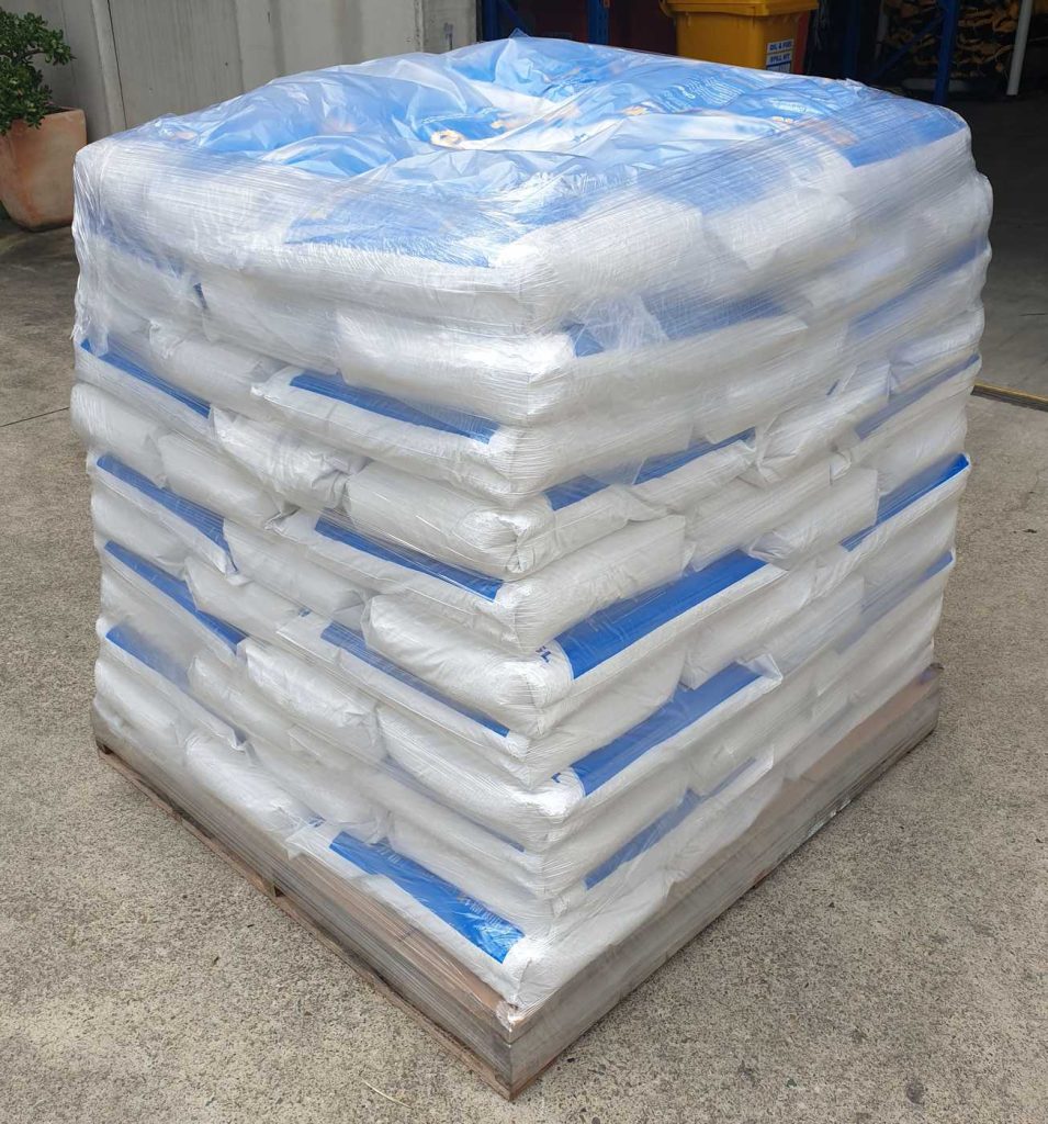 SpilMax Zeolite Floor Sweep